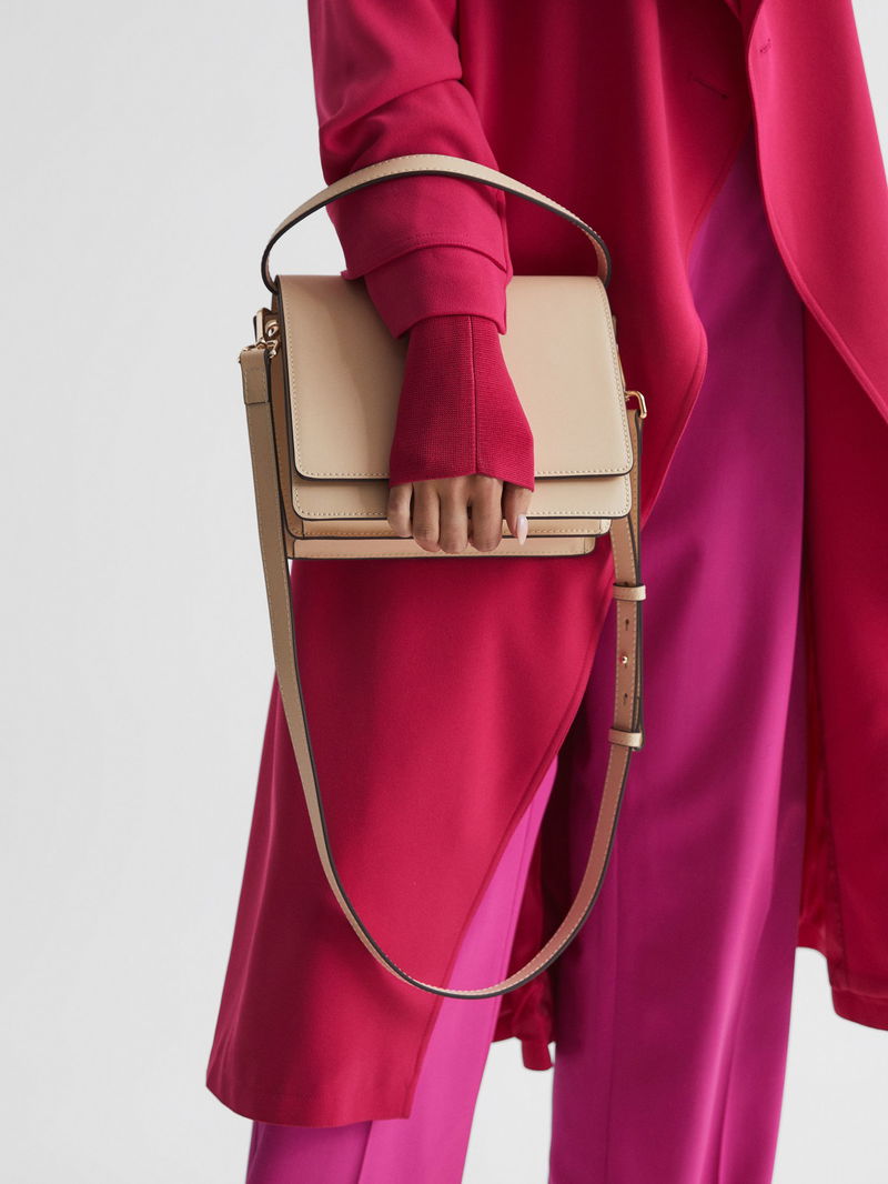 REISS Daphne Leather Concertina Bag in Buttermilk | Endource