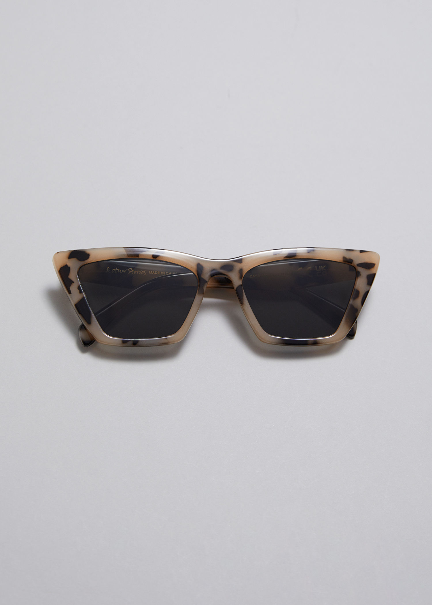 & OTHER STORIES Angular Cat Eye Sunglasses in Brown | Endource