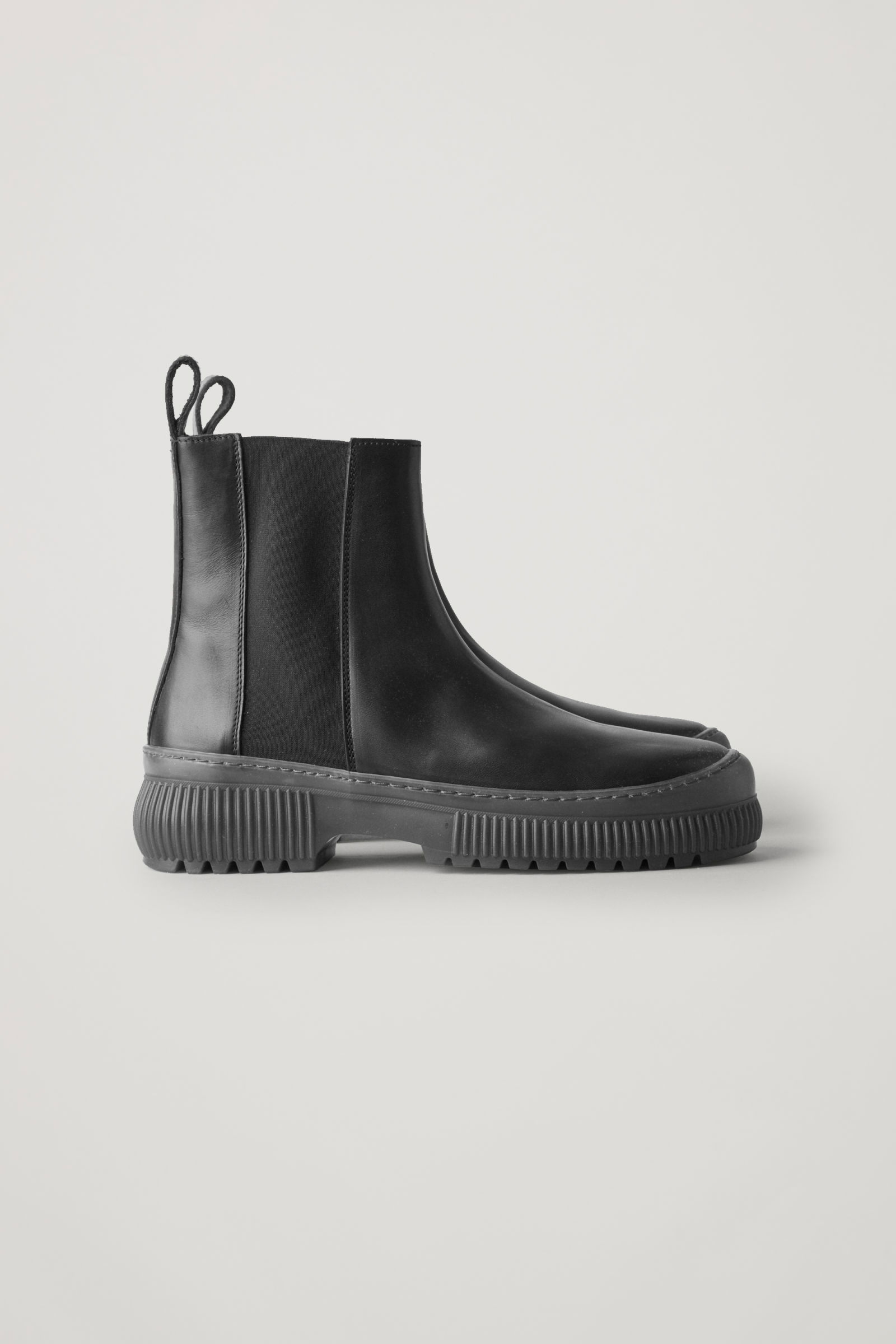 COS Chunky Leather Chelsea Boots in black | Endource