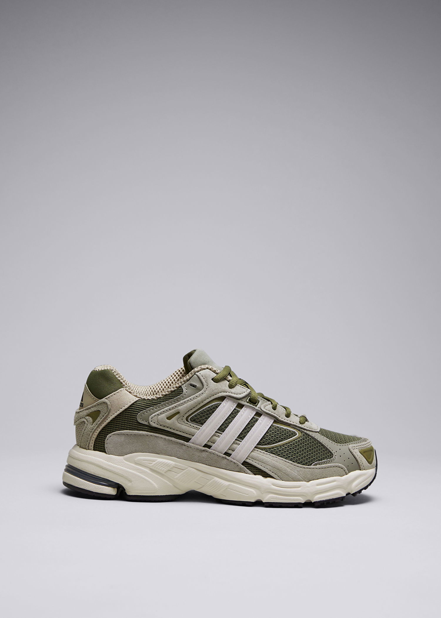 ADIDAS ORIGINALS Response CL Trainers in Green | endource