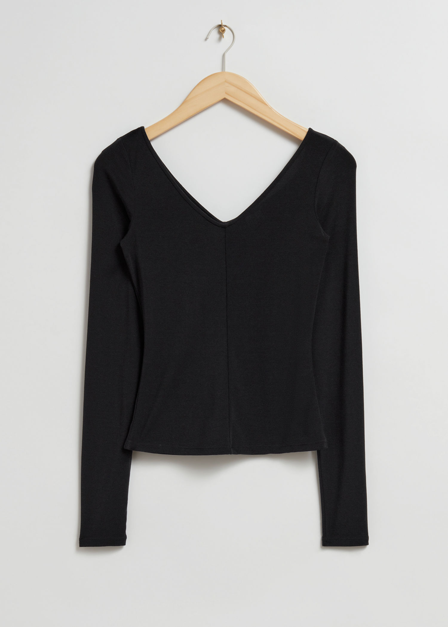 & OTHER STORIES V-Cut Top in Black | Endource