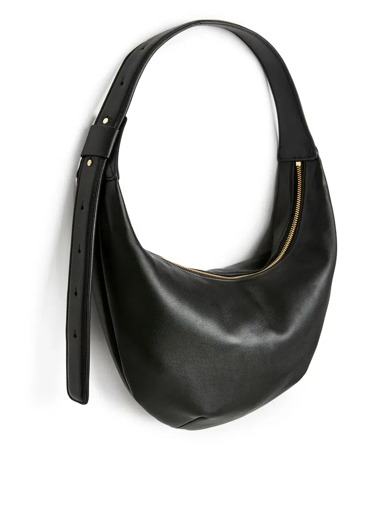 ARKET Mid Size Curved Shoulder Bag in Black | endource