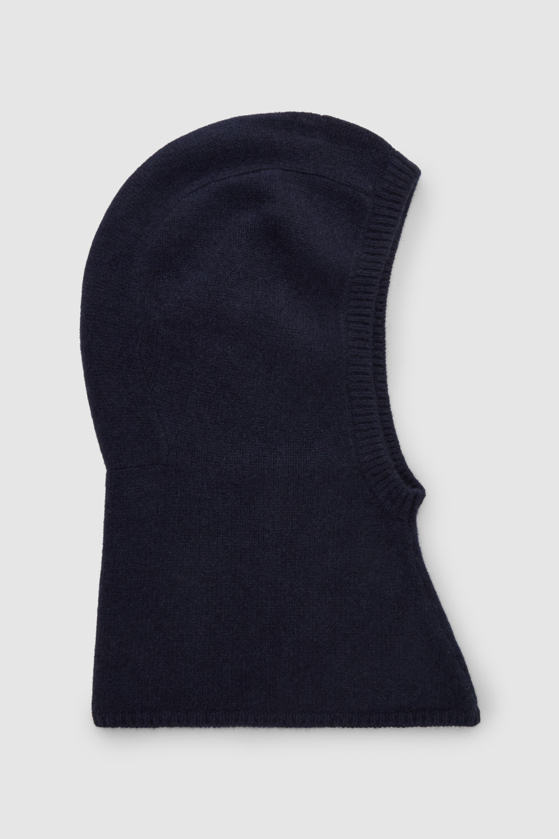 COS Cashmere Hood in NAVY | endource