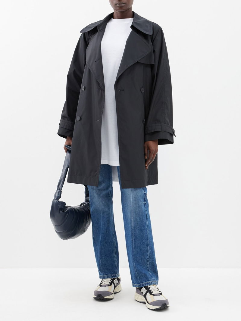 NEW BALANCE 2002R Suede And Mesh Trainers in Beige | endource