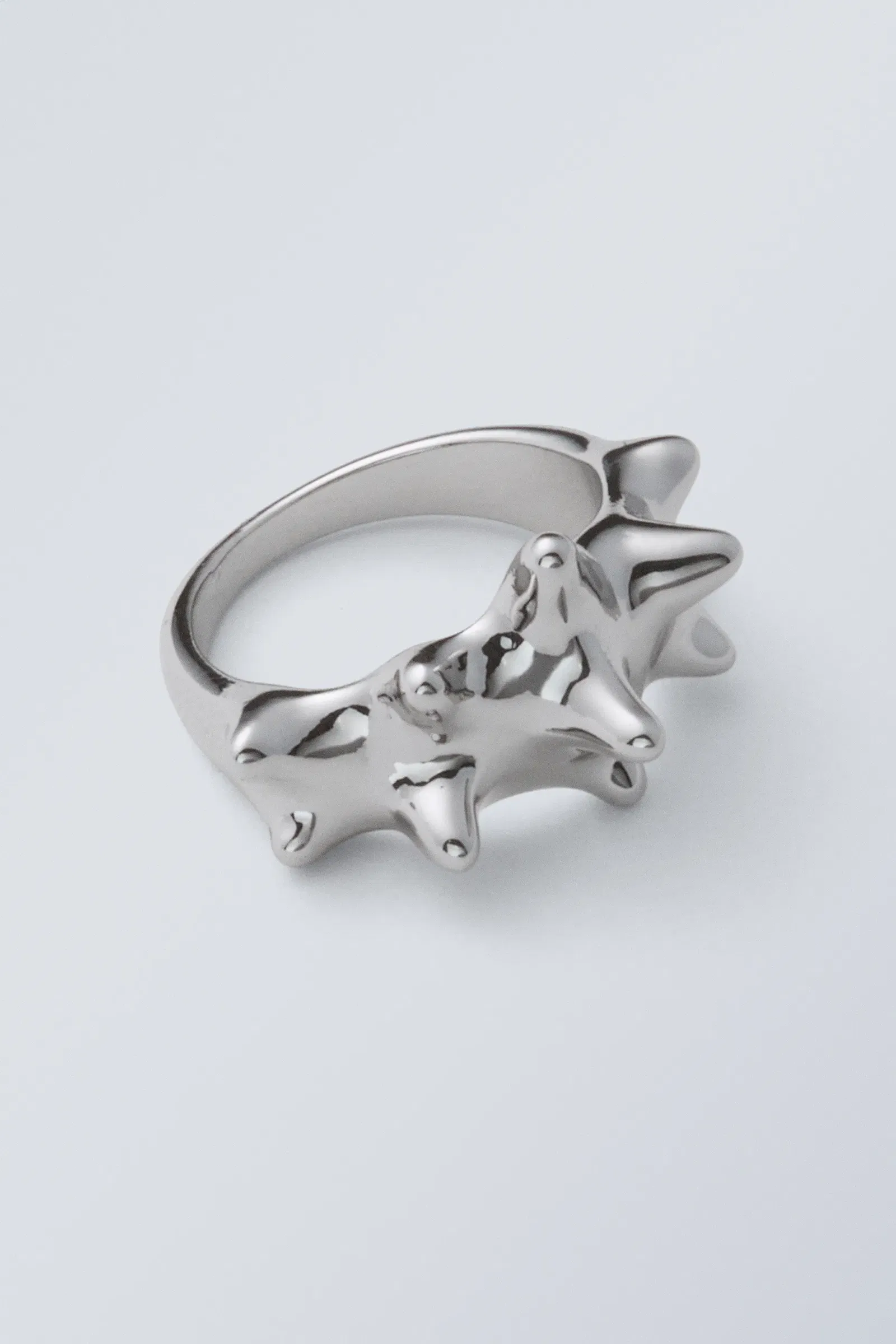 WEEKDAY Spike Ring in Silver | endource