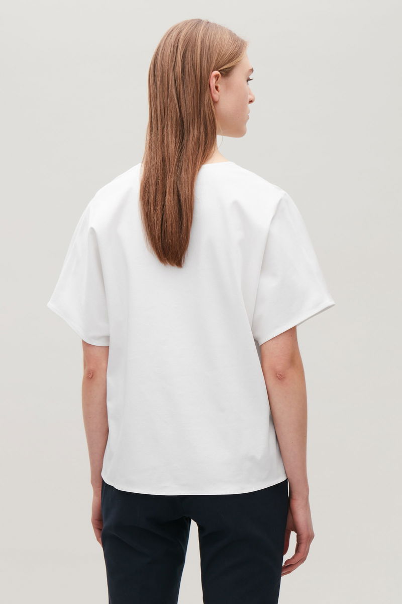 COS Slit-Neck Top | endource