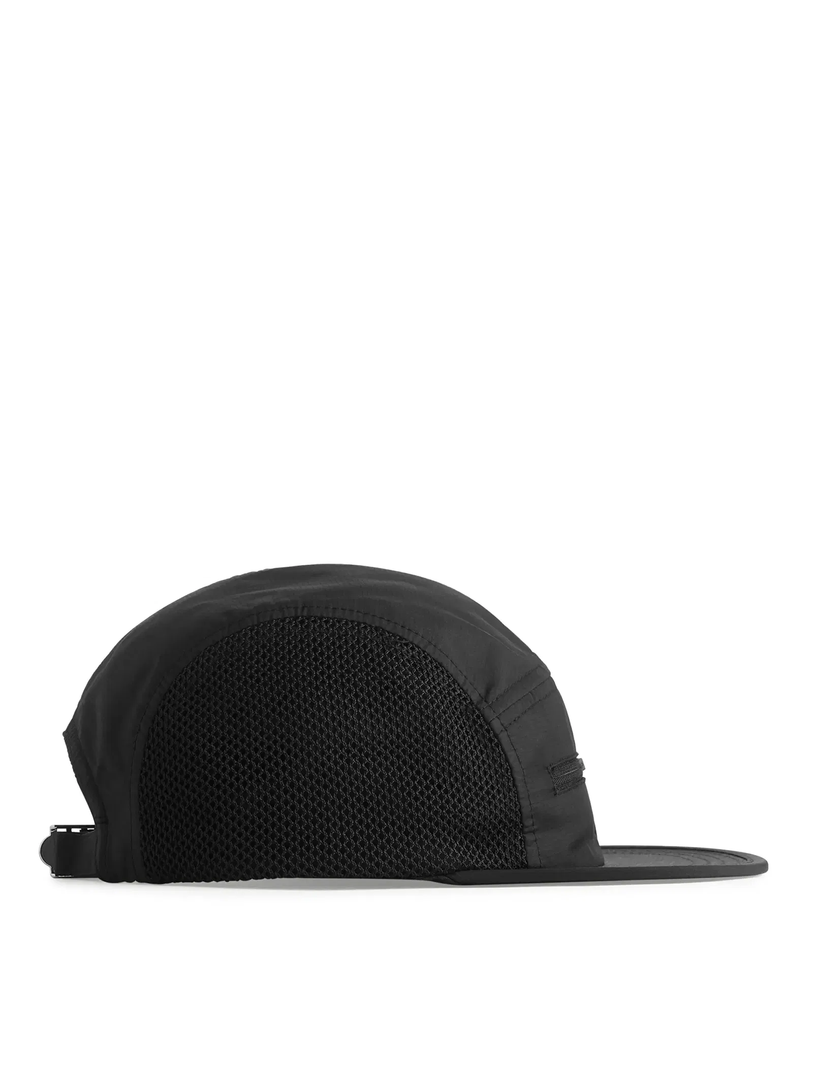 ARKET Zip Cap in Black | endource