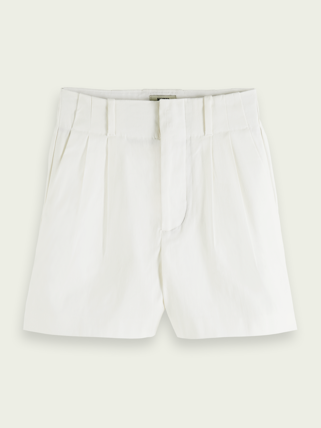 SCOTCH & SODA High-Rise Pleated Shorts in Off White | endource
