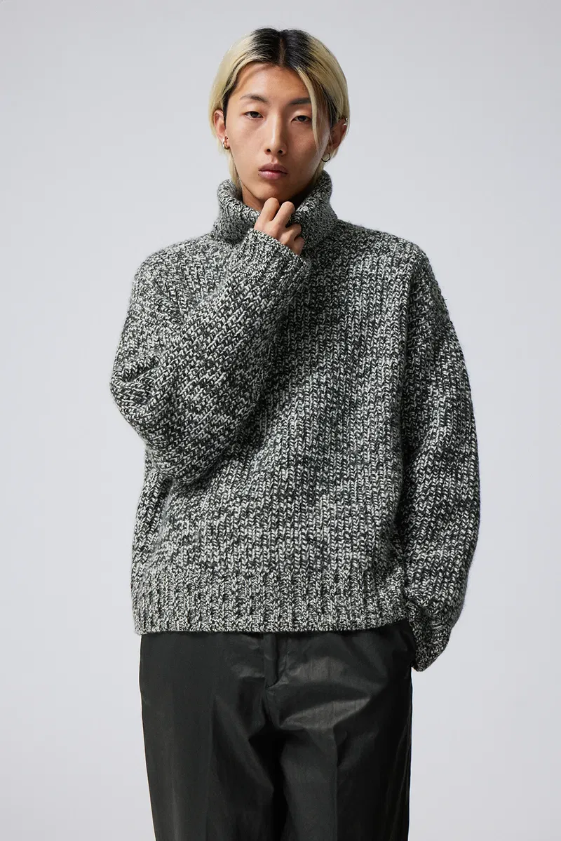 WEEKDAY Cypher Wool Blend Turtleneck Sweater in Mole Melange | endource