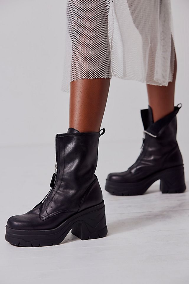 FREE PEOPLE FP Collection - Myles Zip Front Boots in Black | endource