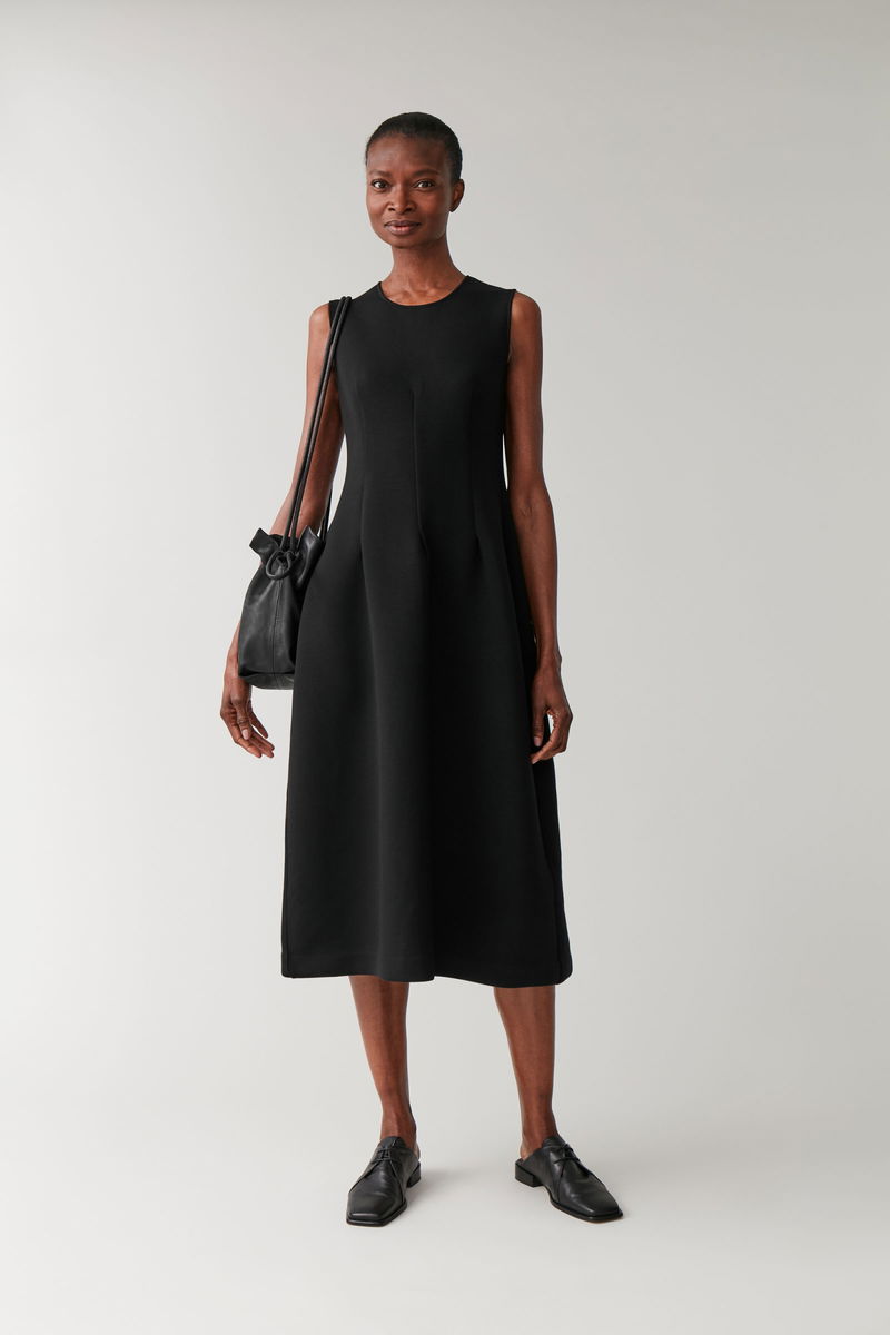 COS Drawstring Leather Bag in black | endource