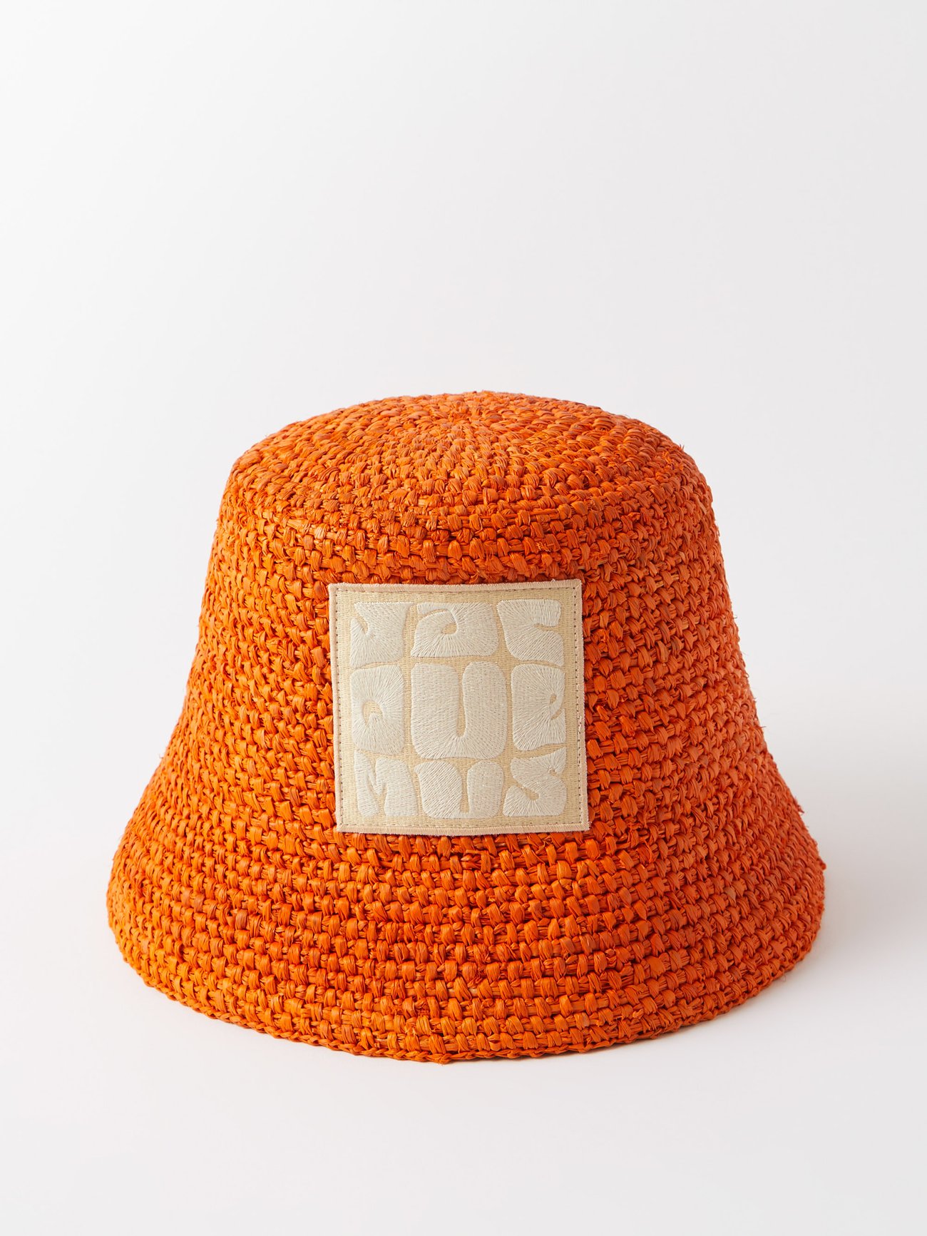 JACQUEMUS Ficiu Logo-Patch Raffia Bucket Hat in Orange | Endource