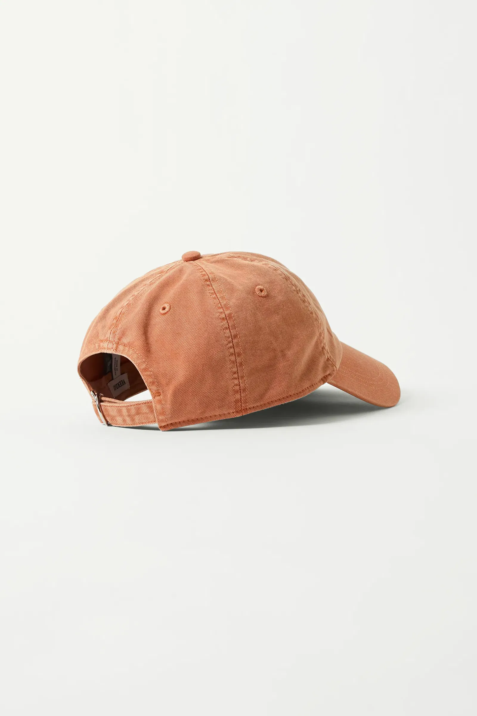 WEEKDAY Cusp Cap in Brown Medium Dusty | endource