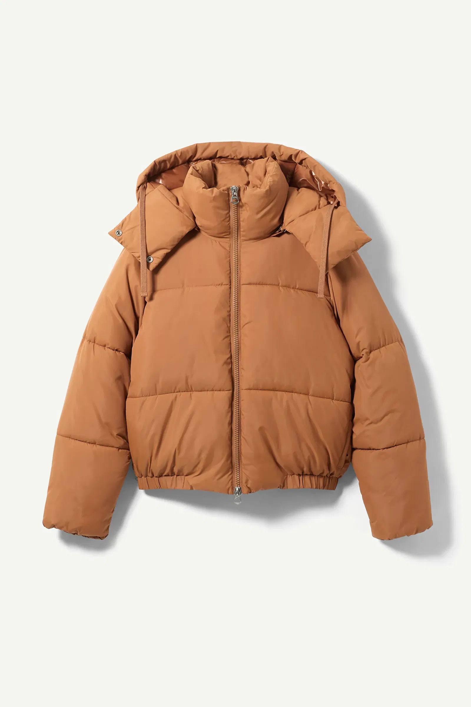 WEEKDAY Moon Short Puffer Jacket in Cognac | Endource