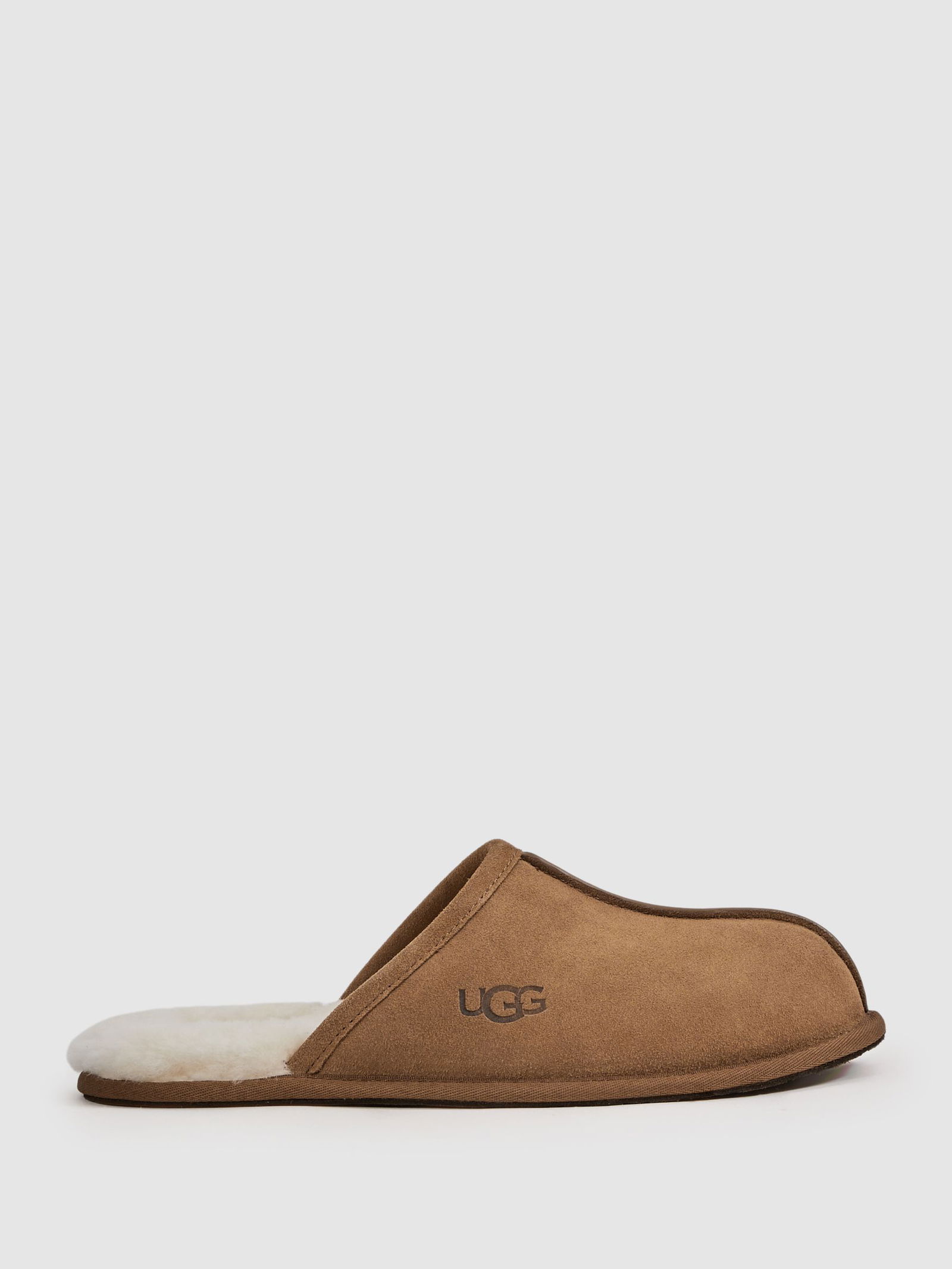 UGG Scuff Sheepskin Slipper in Chestnut | endource