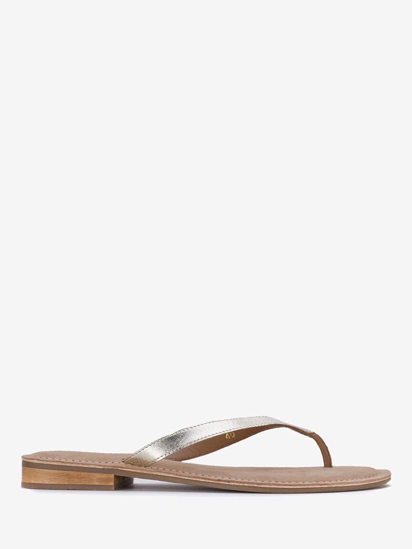 MINT VELVET Ellen Leather Flip Flops in Gold Gold | endource