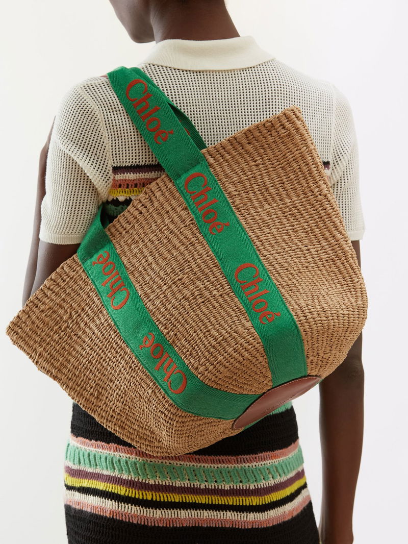 CHLOÉ Chloe x Mifuko Woody Logo-Print Tote Bag in Beige | endource