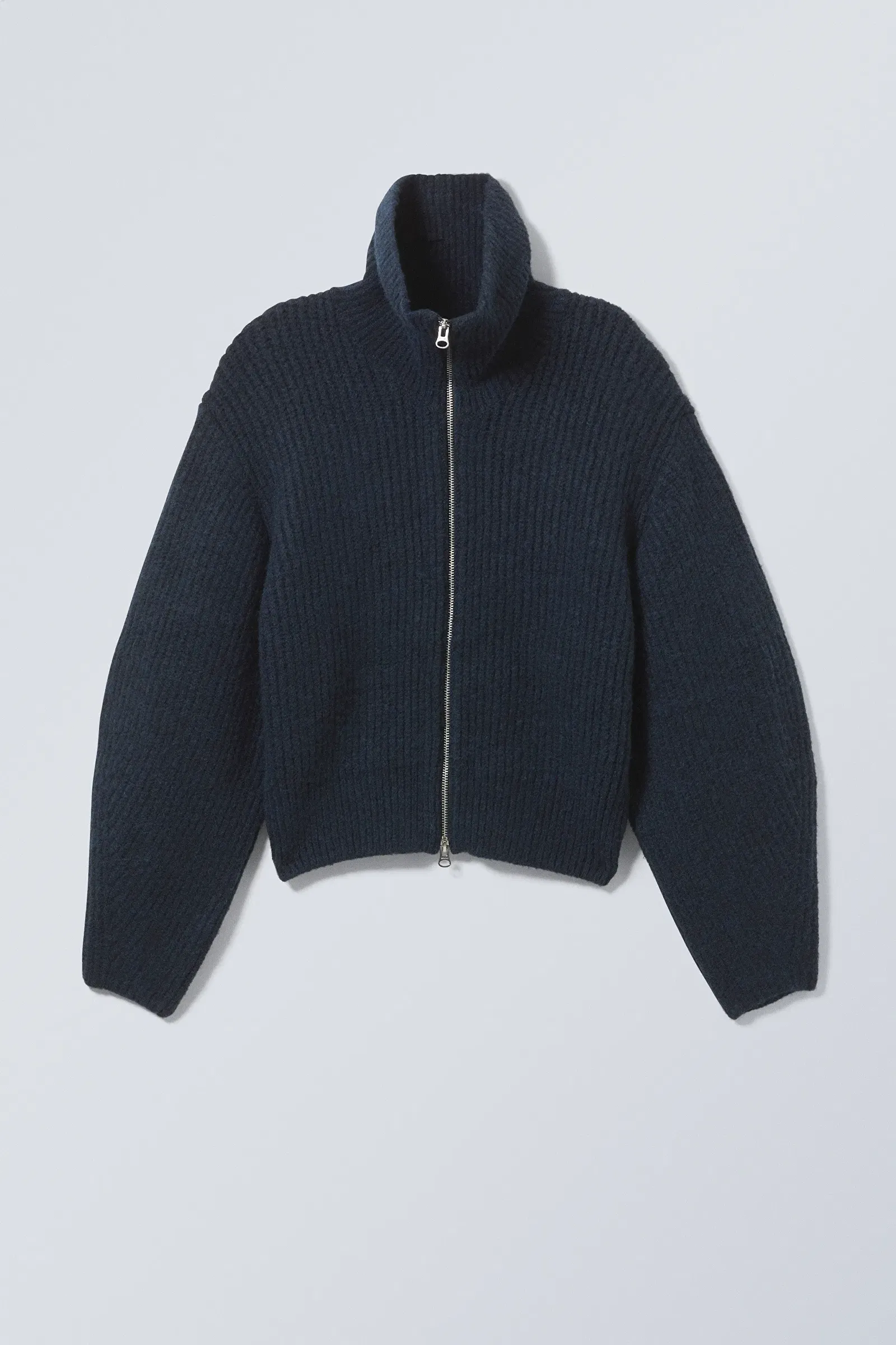 WEEKDAY Bea Zip Cardigan in Dark Navy | endource