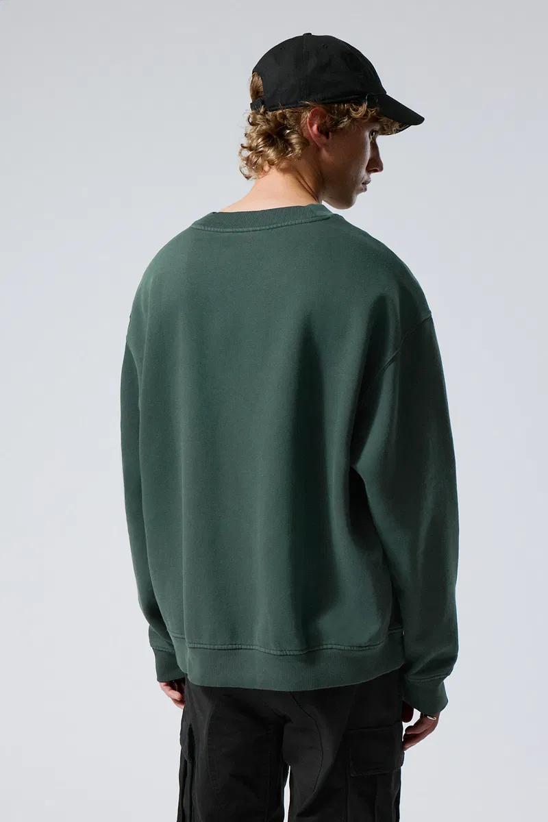 WEEKDAY Relaxed Heavyweight Sweatshirt in Dark Washed Green | endource