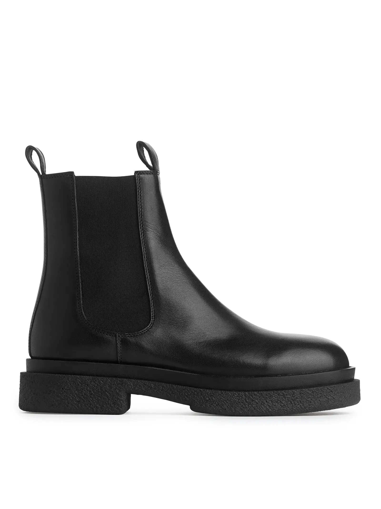 ARKET Chunky Chelsea Boots in Black | Endource