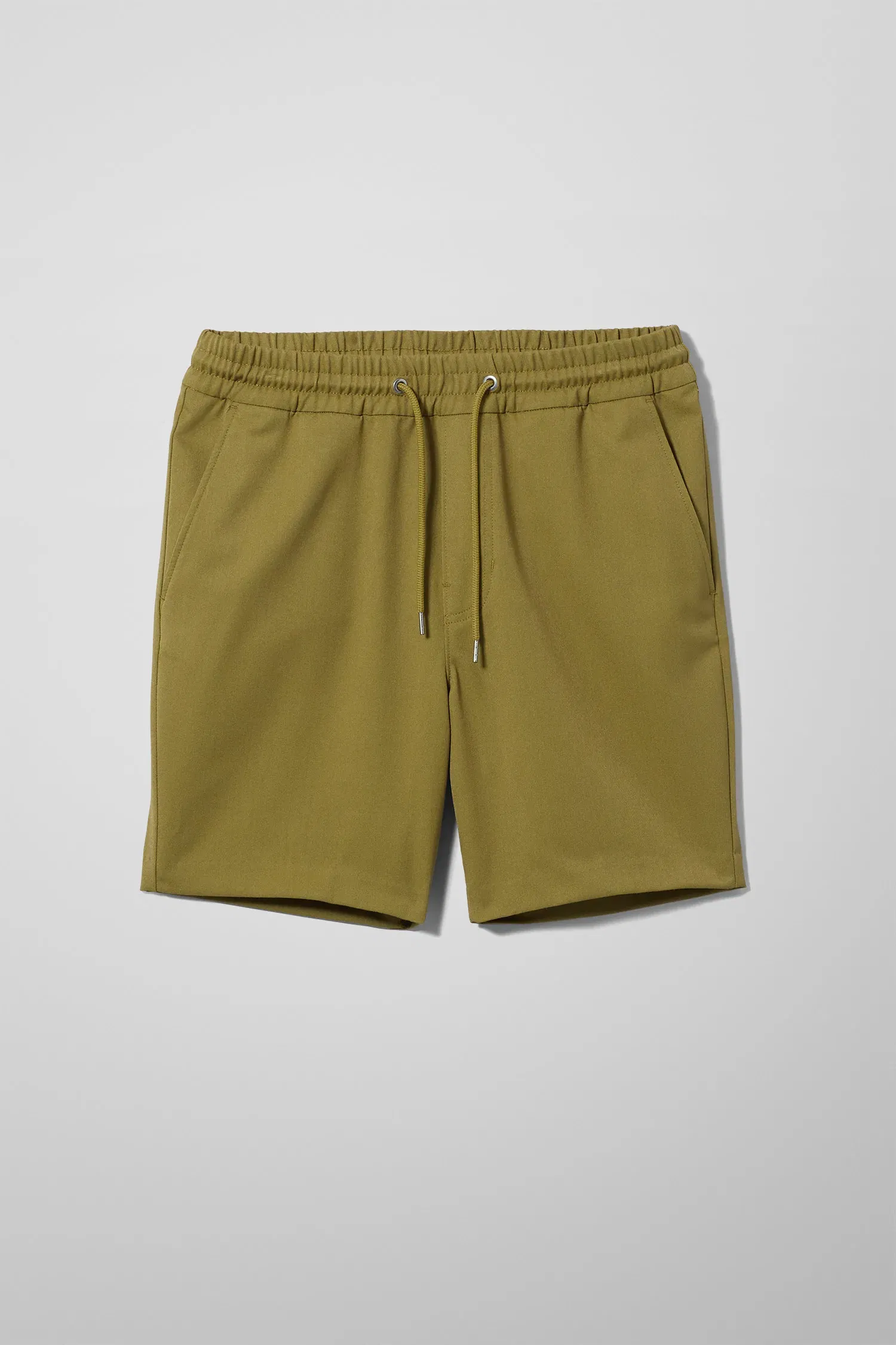 WEEKDAY Alf Shorts in Green | endource