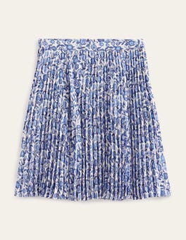 BODEN Mini Pleated Skirt in Porcelain Blue, Pansy Bloom | endource