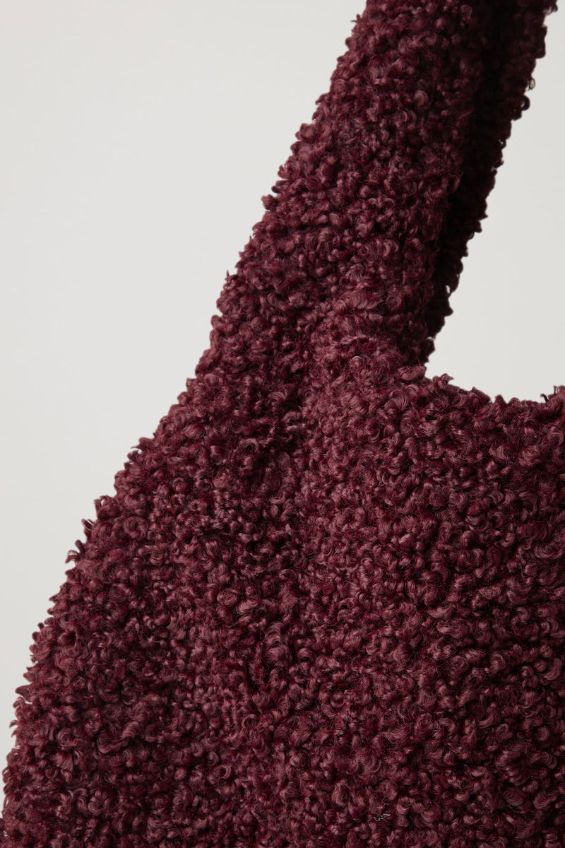 COS Teddy Fleece Shopper | Endource