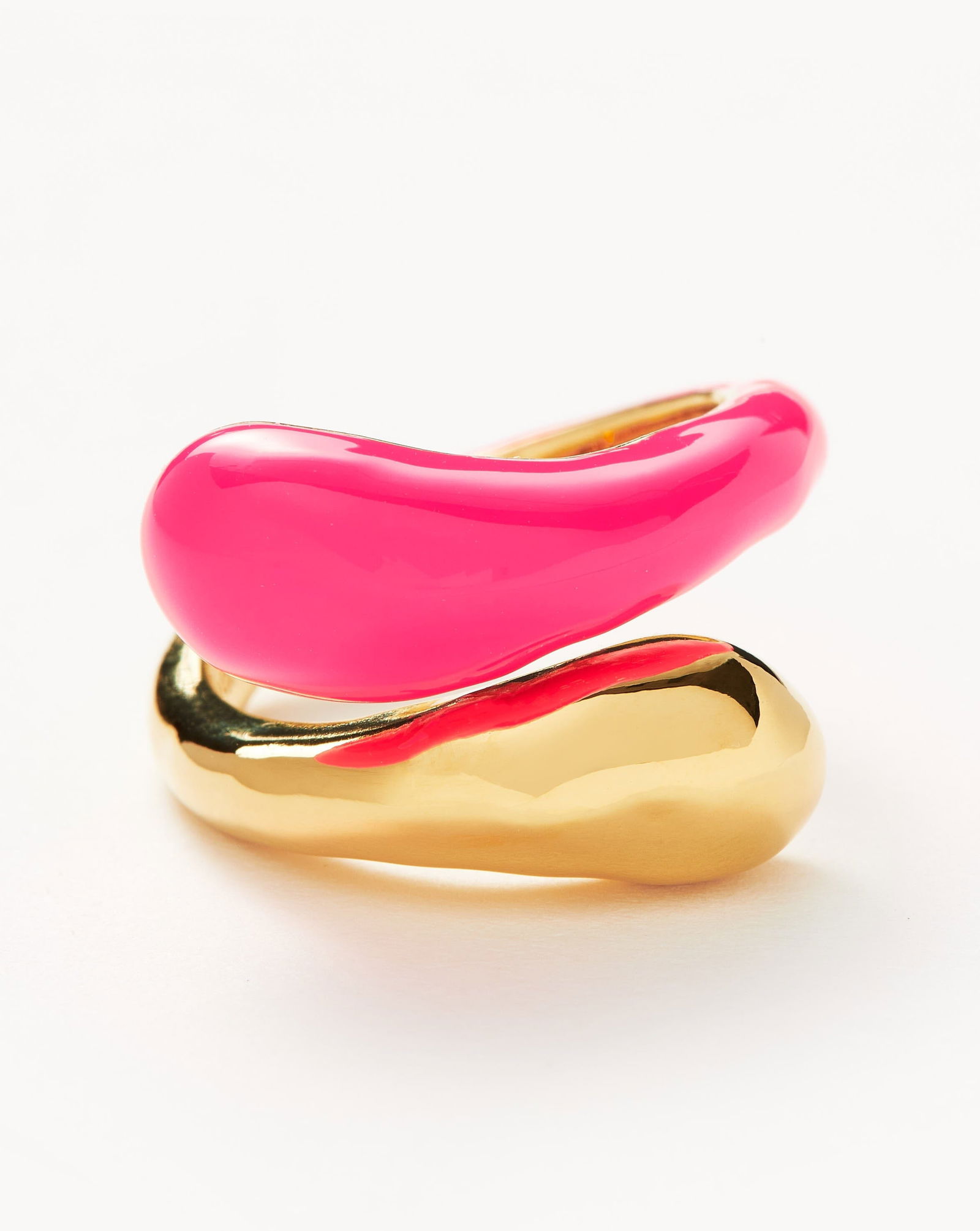 MISSOMA Squiggle Two Tone Enamel Crossover Ring | endource