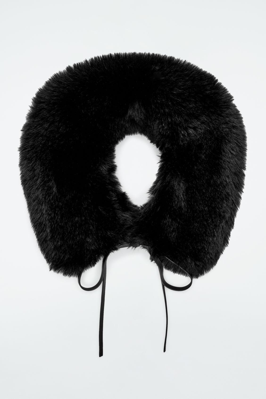 COS Faux Fur Collar in BLACK | endource