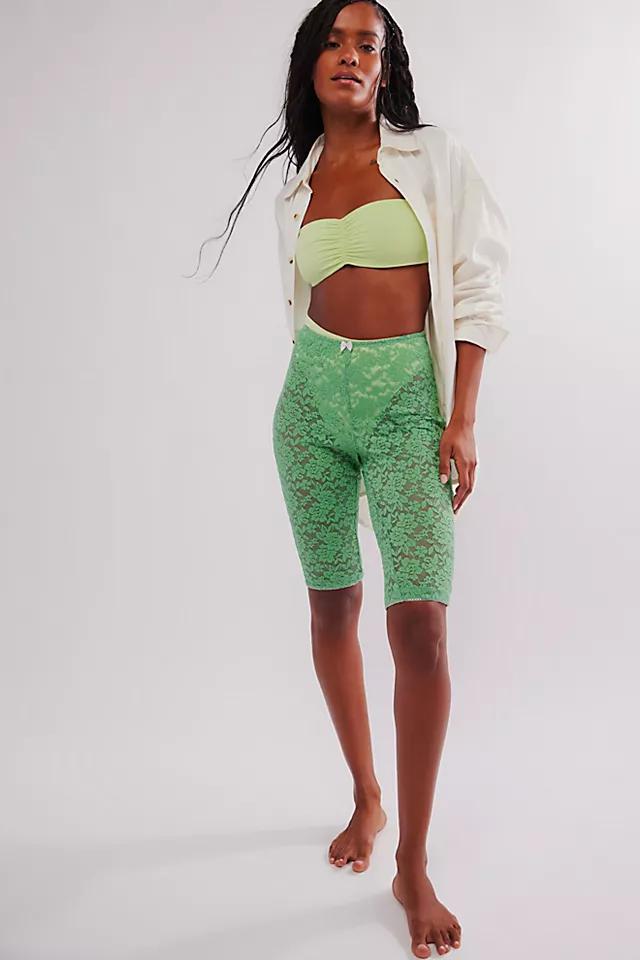 FREE PEOPLE Intimately - All Day Lace Capris in Ivory | Endource