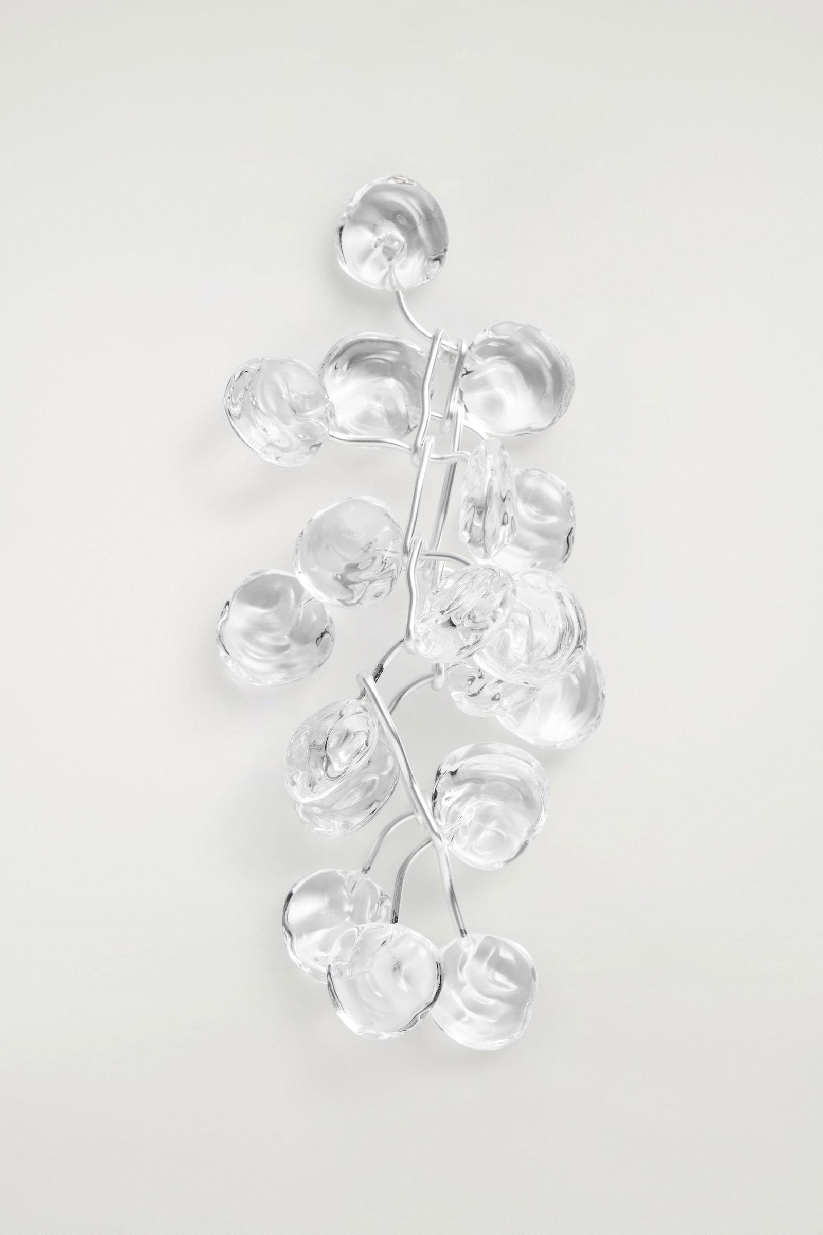 COS Cascading Brooch in CLEAR / SILVER | endource