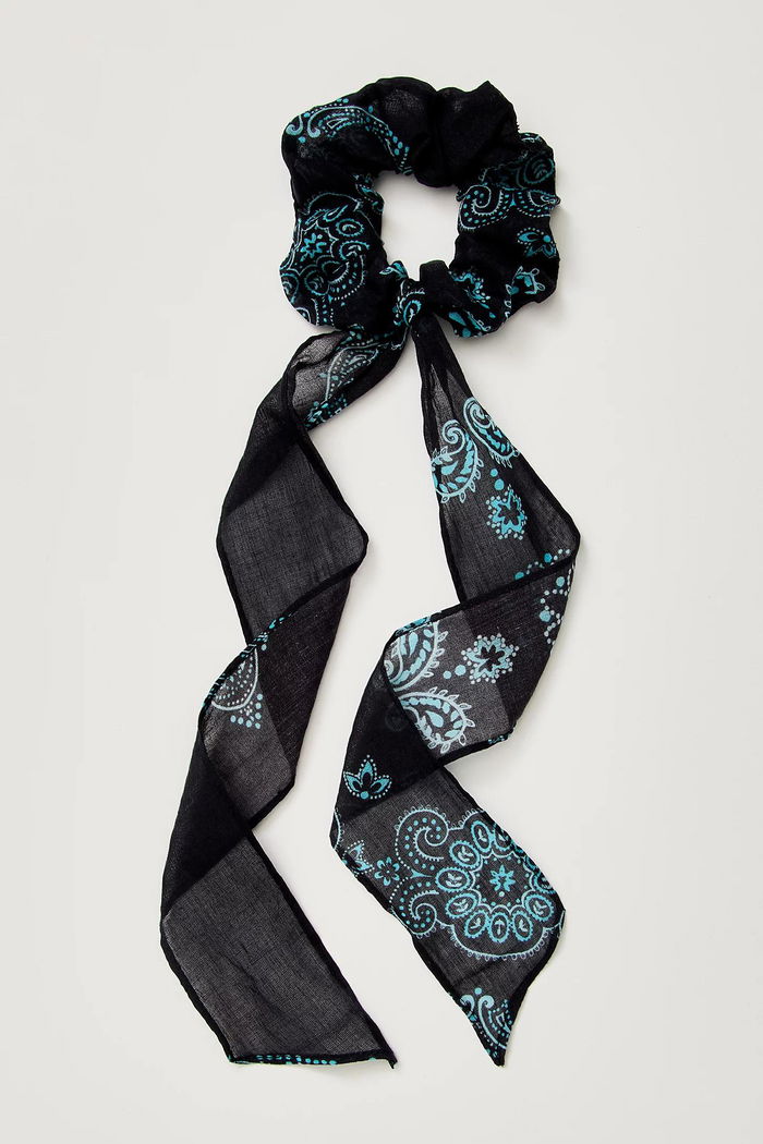 FREE PEOPLE Mystery Girl Pony Scarf | endource