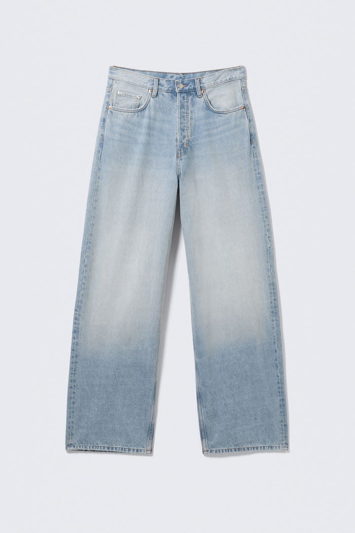 WEEKDAY Astro Mid Rise Loose Baggy Leg Jeans | endource