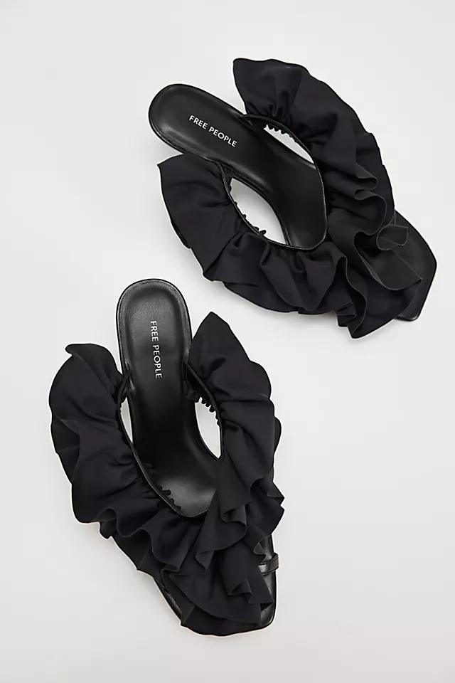 FREE PEOPLE Roxanne Ruffle Heels in Black | endource