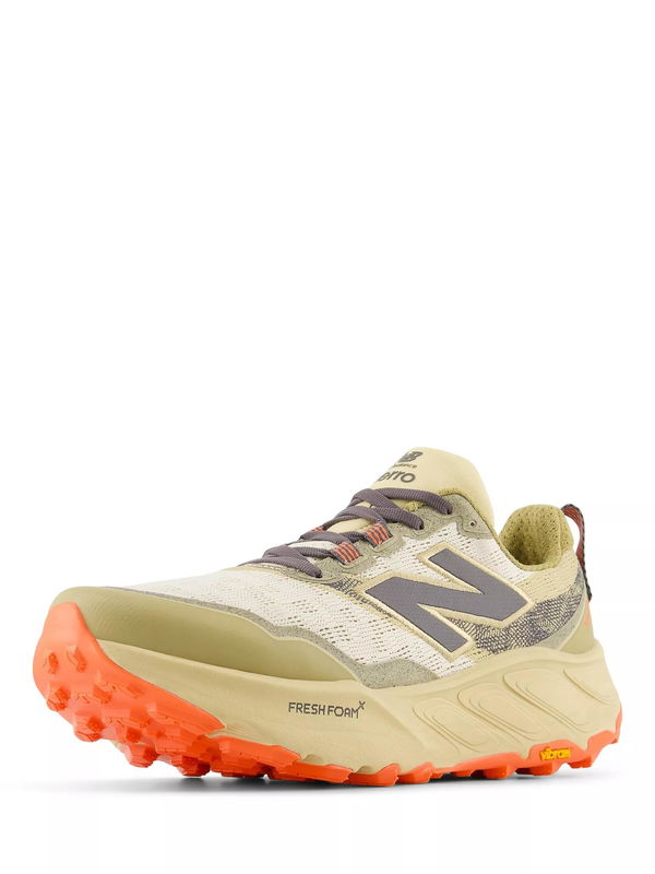 NEW BALANCE Heirro V9 Trail Trainers, Linen | endource