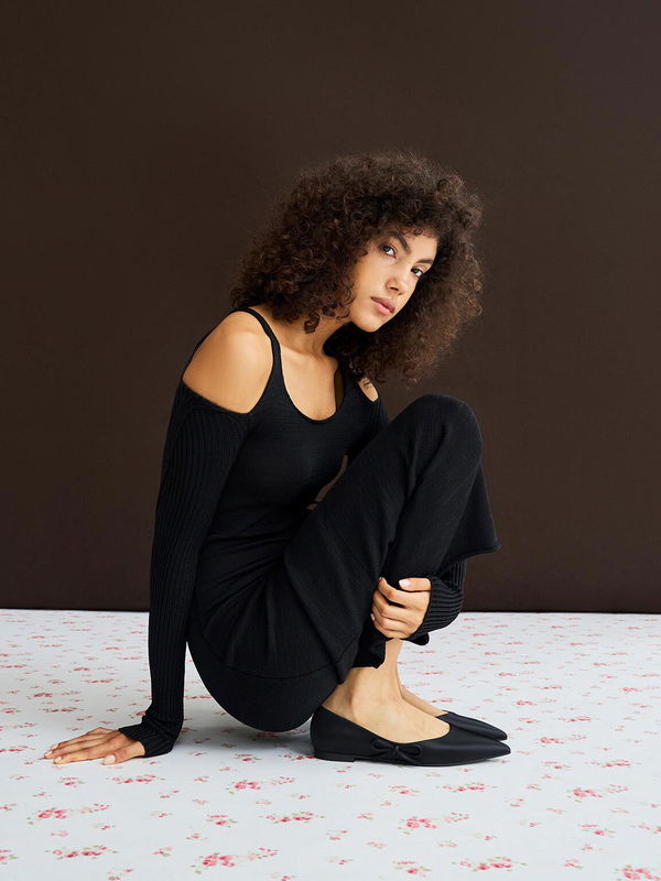 CHARLES & KEITH Satin Bow Pointed-Toe Flats | endource