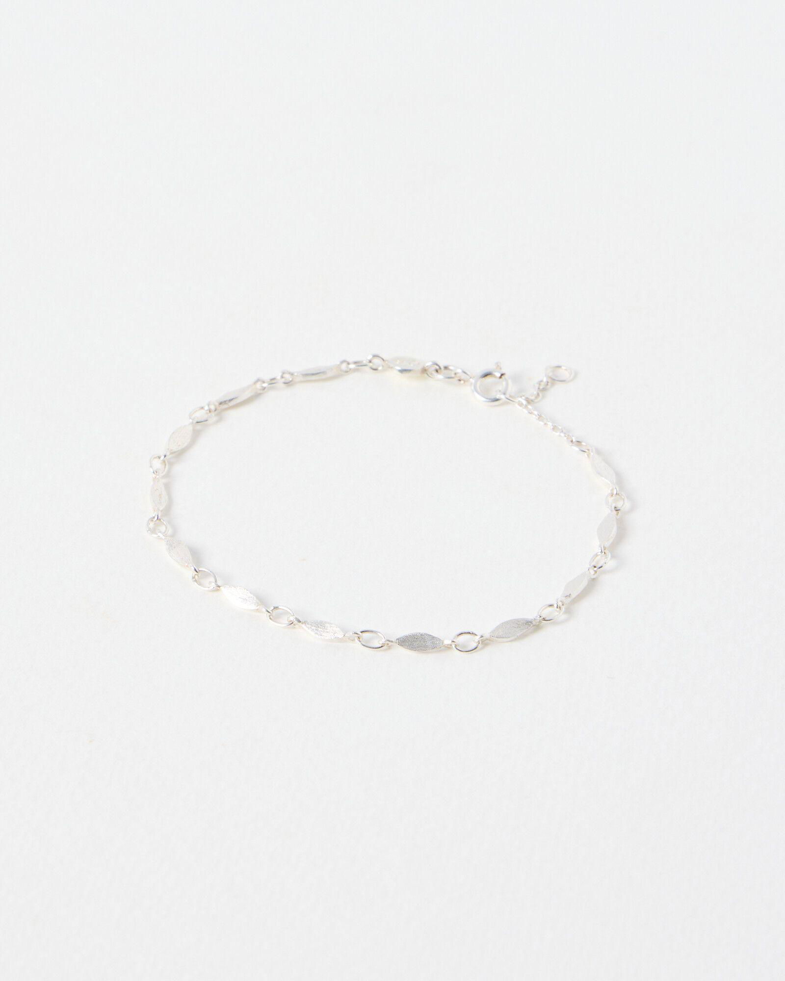 OLIVER BONAS Mariana Link & Loop Silver Plated Chain Bracelet in Silver | endource