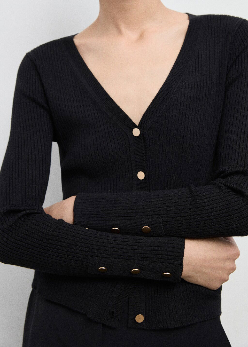 MANGO Ribbed Buttoned Cardigan | endource