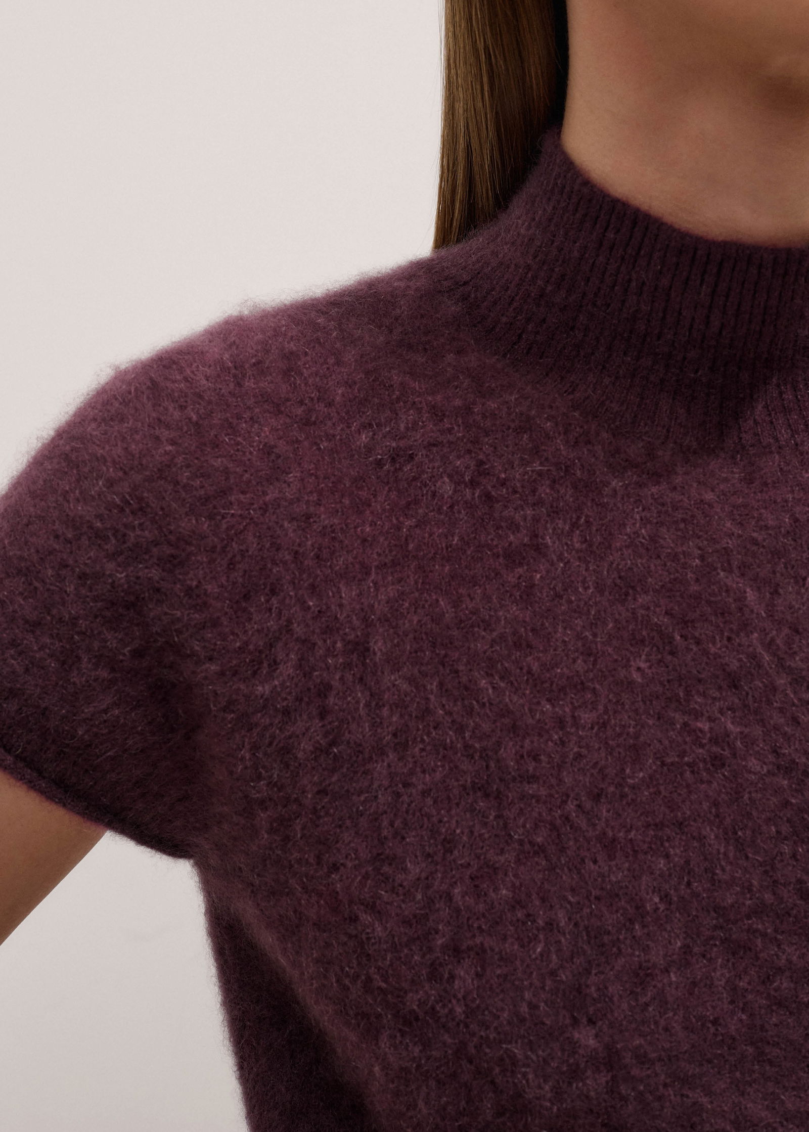 ME+EM Brushed Cashmere High Neck Knit Baby Tee Bordeaux Red | endource