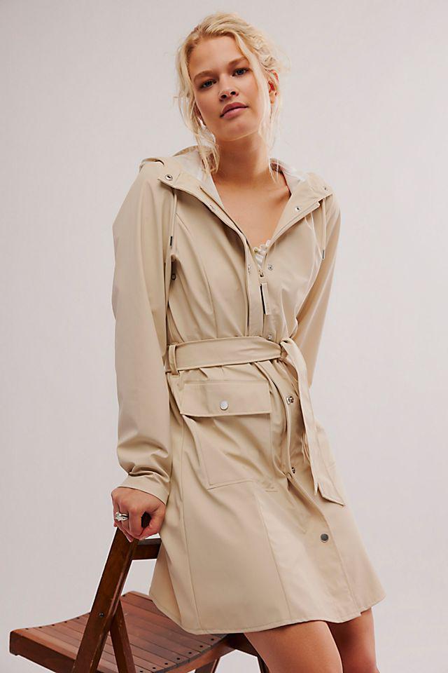 RAINS Curve W3 Jacket in Dune | endource