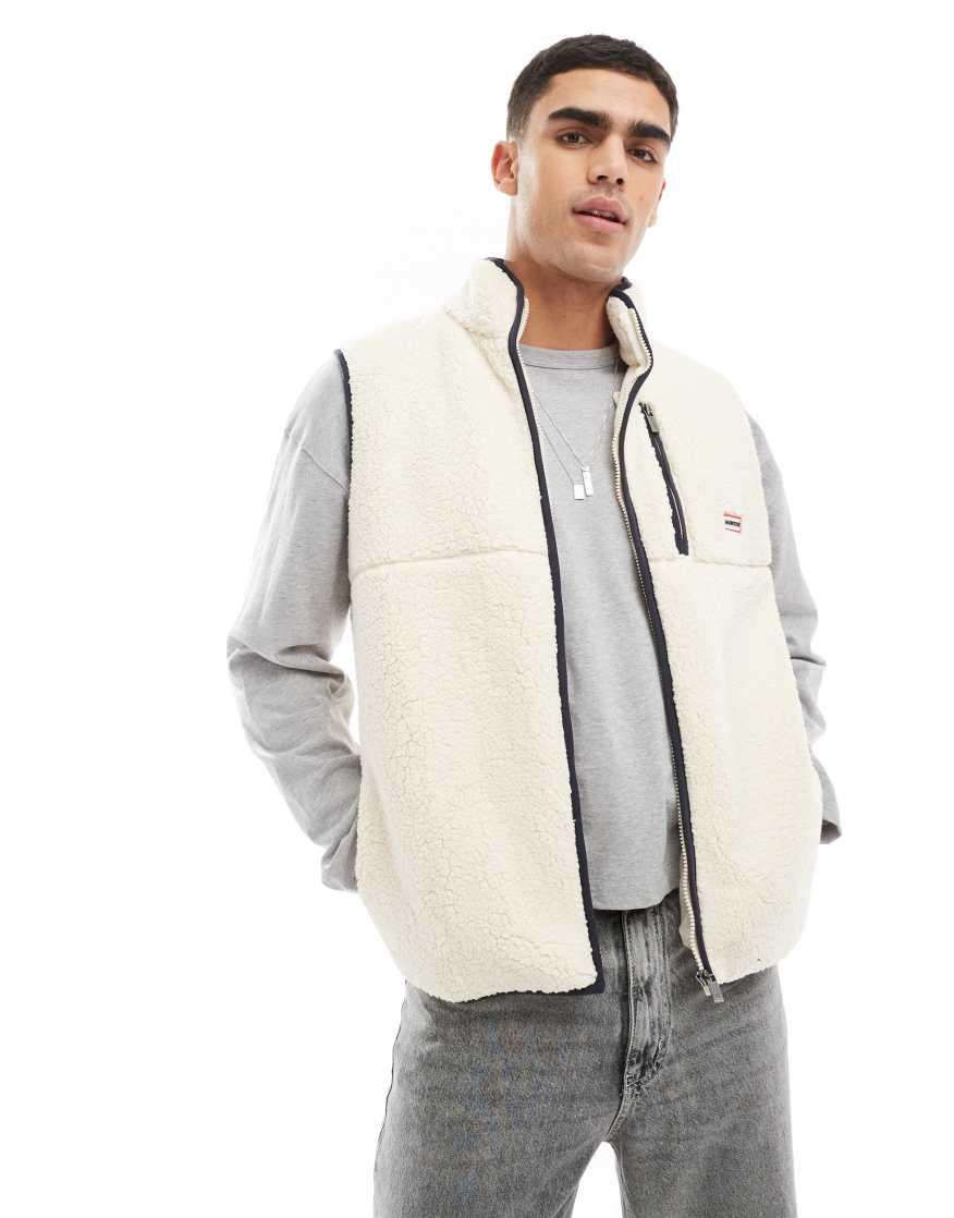 HUNTER Drill Fleece Gilet With Contrast Lining | endource
