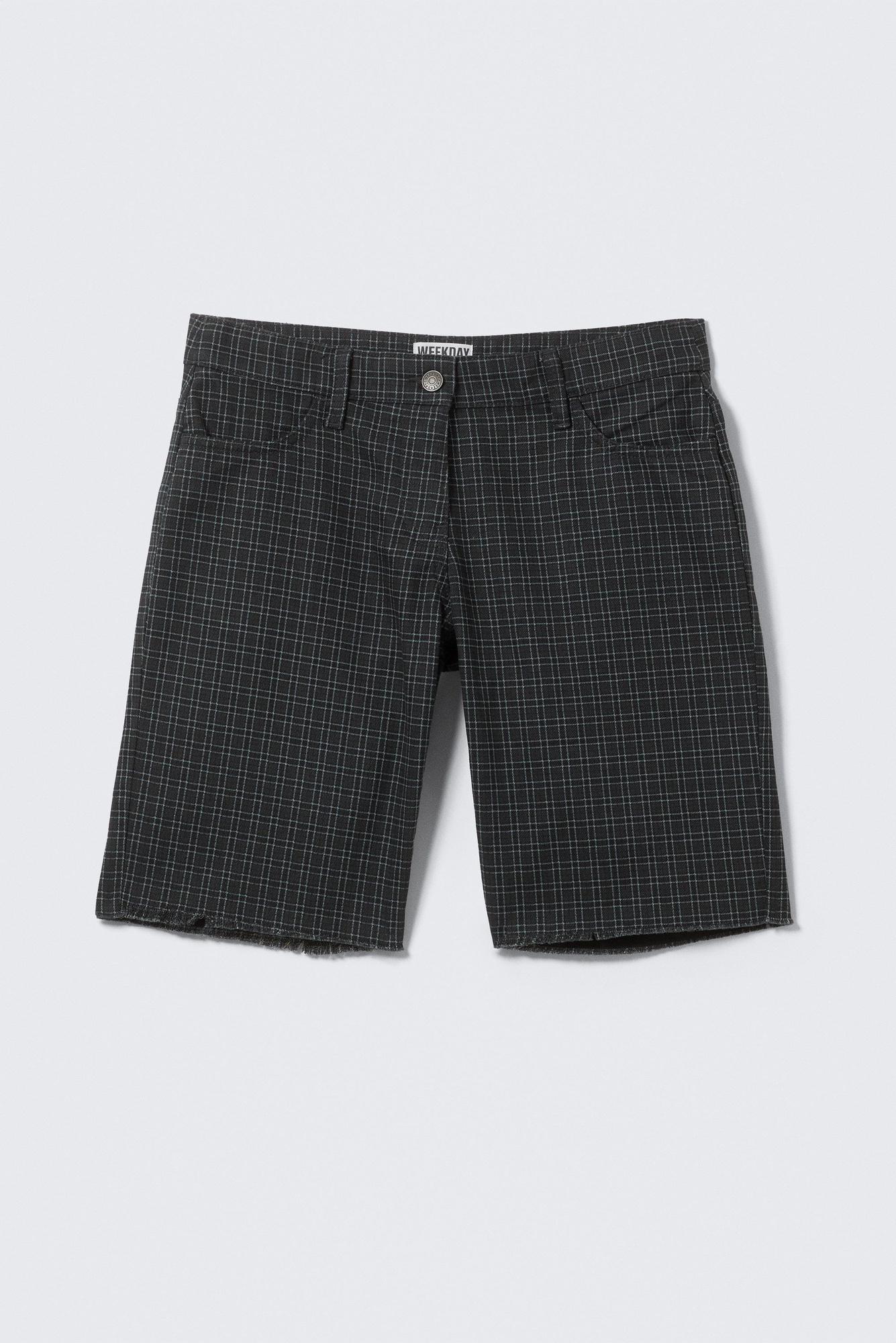 WEEKDAY Checked Knee-Length Cotton Twill Shorts in Checked Dark Grey ...