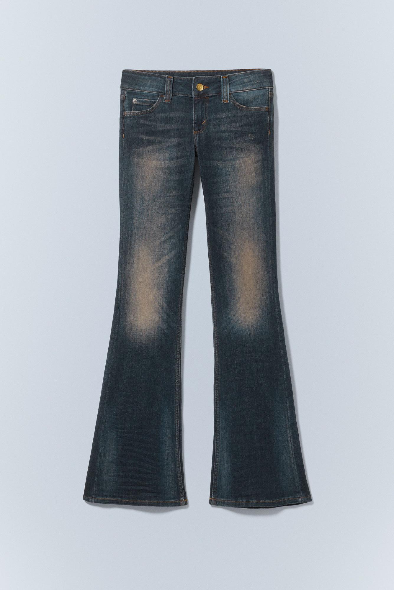 WEEKDAY Booty Bei Low Waist Skinny Bootcut Jeans in Sunset Blue - Dark ...