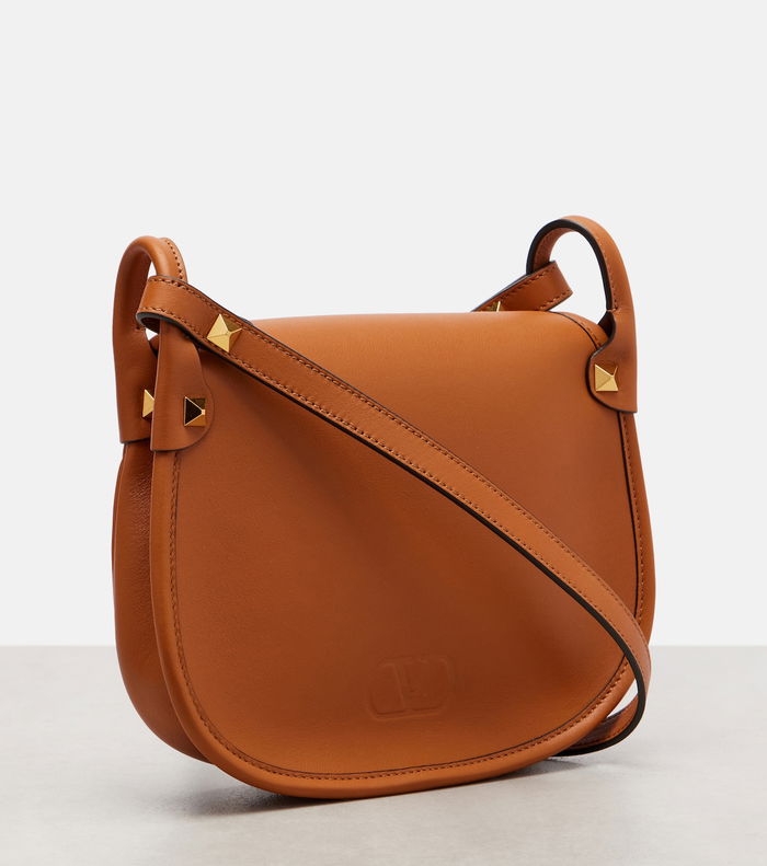 VALENTINO GARAVANI Flaneuse Rockstud Medium Leather Crossbody Bag ...