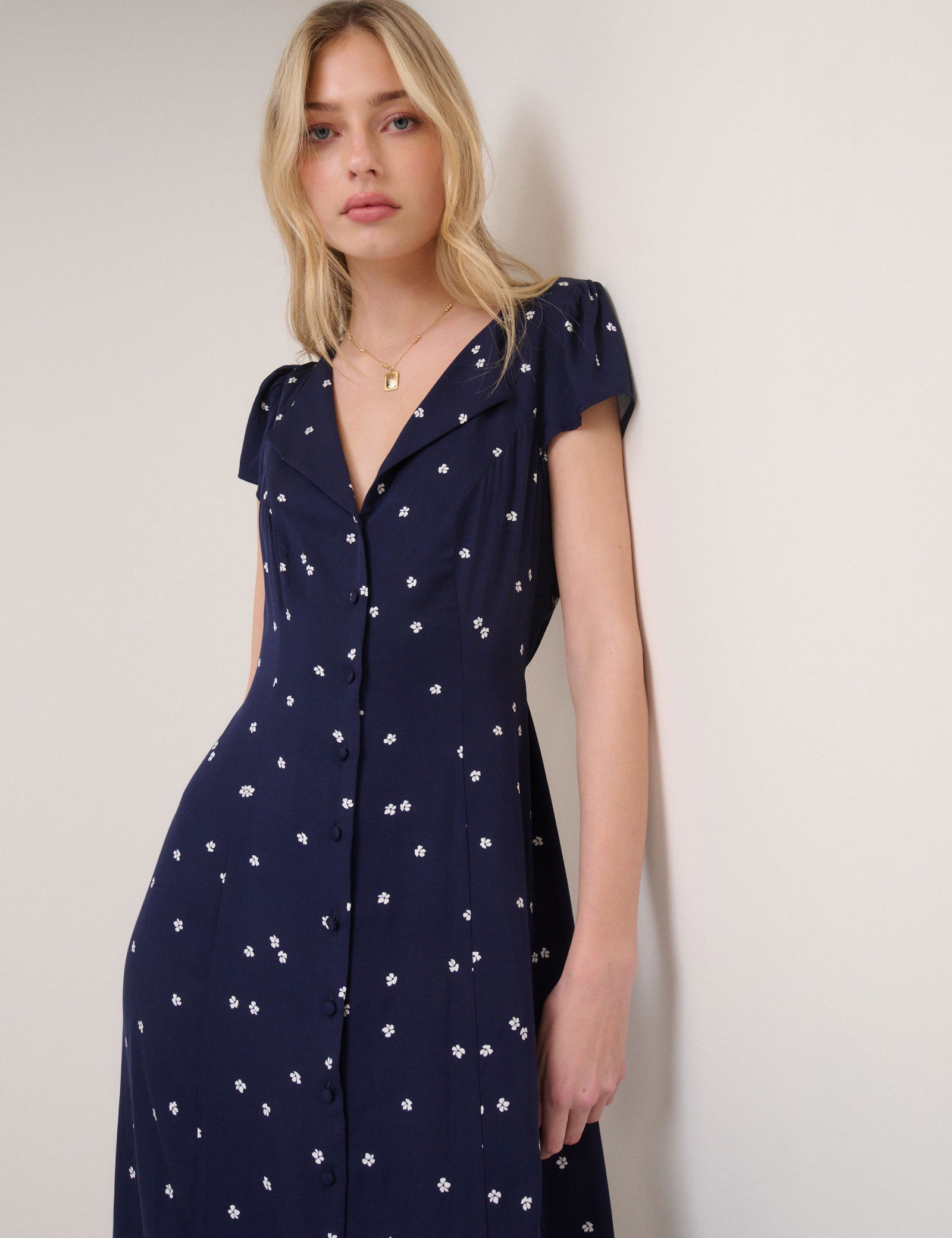 NOBODY'S CHILD Navy Floral Kitty Midi Dress | endource