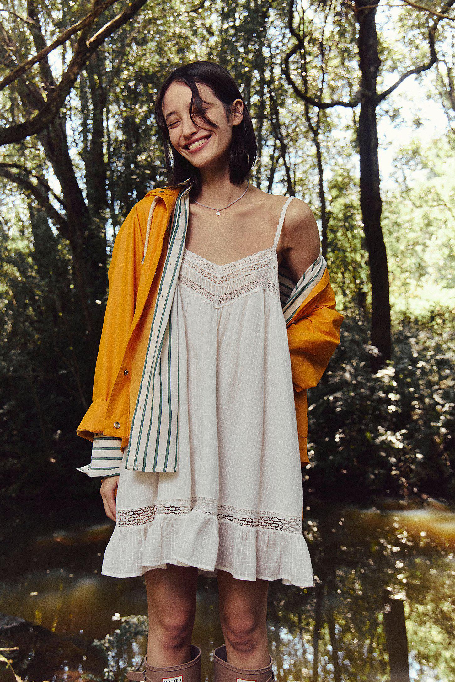 FREE PEOPLE Intimately - Sabrina Mini Slip in Clean Ivory | endource