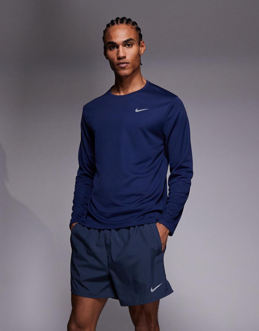 NIKE Running Miler Dri-FIT Long Sleeve Top In Navy | endource