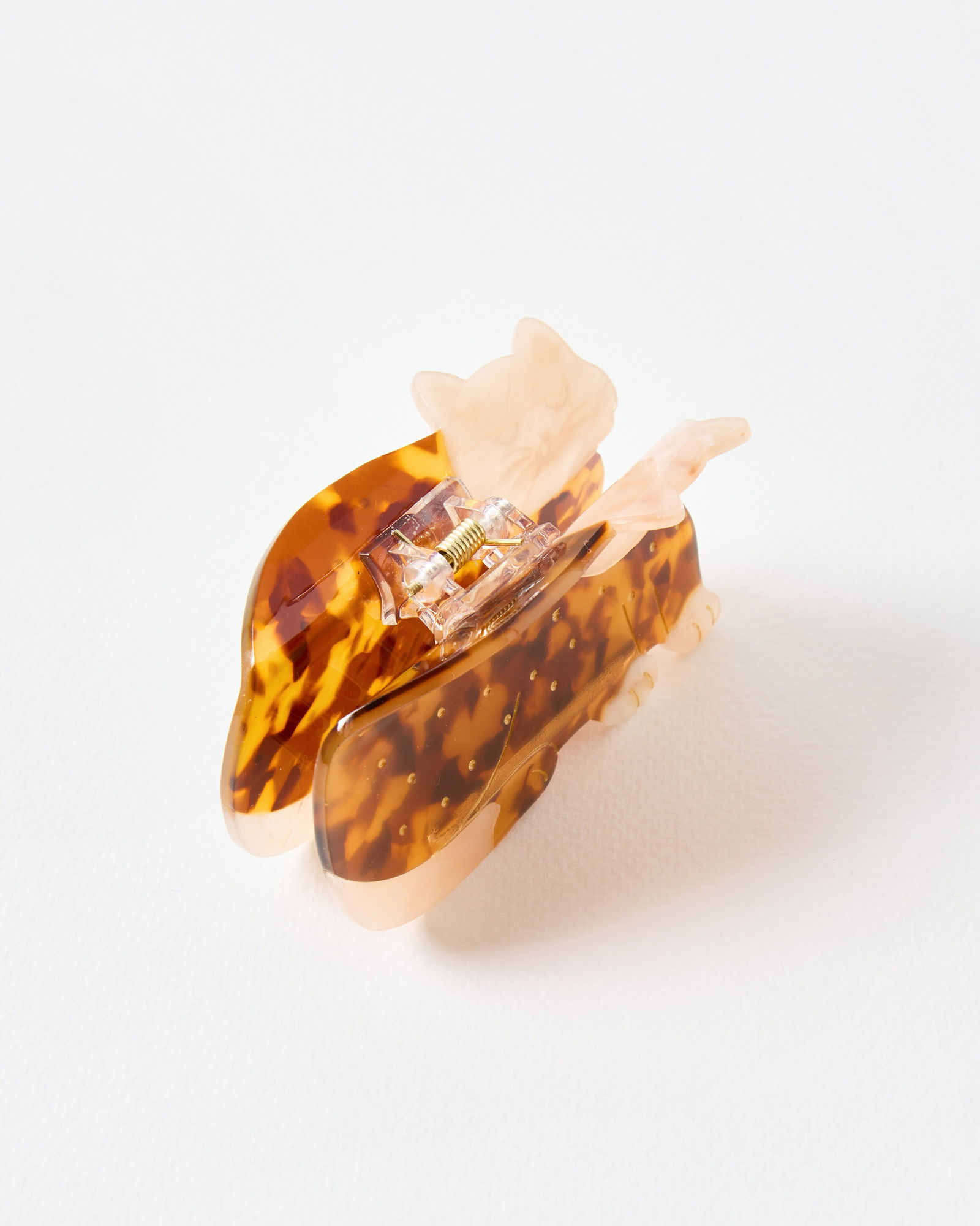 OLIVER BONAS Marie Faux Tortoiseshell Resin Cat Hair Claw Clip | endource