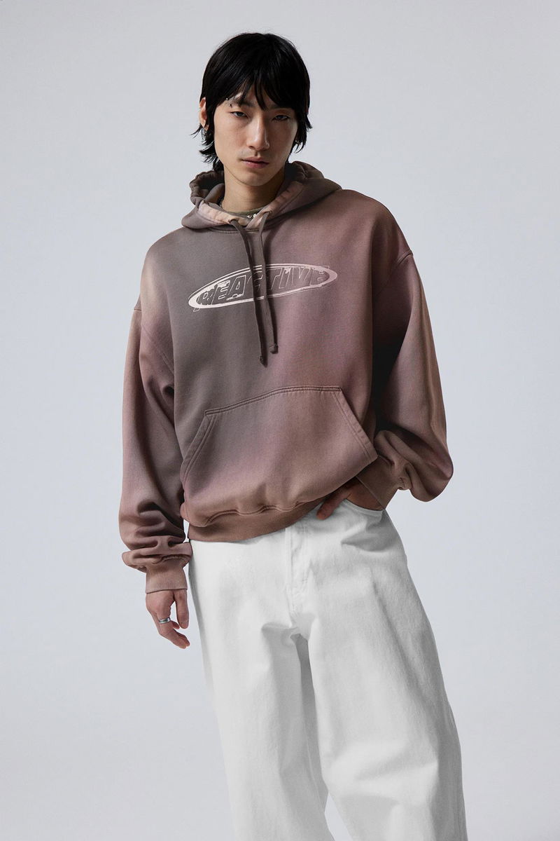 WEEKDAY Boxy Graphic Hoodie in Reactive | Endource