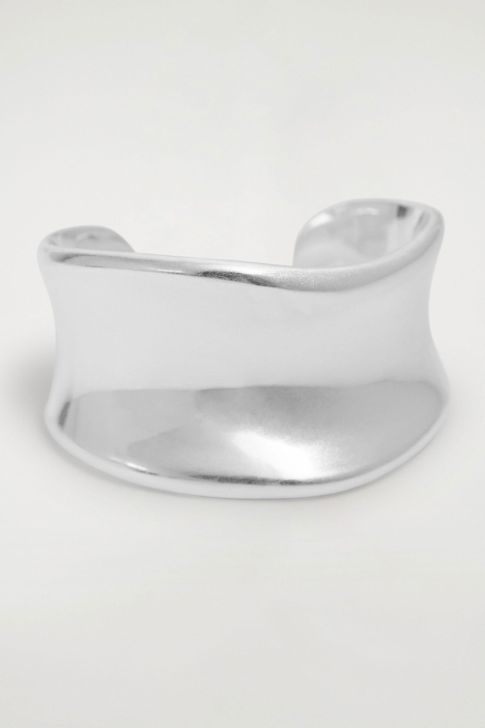 COS Sculpted Brushed Cuff | endource